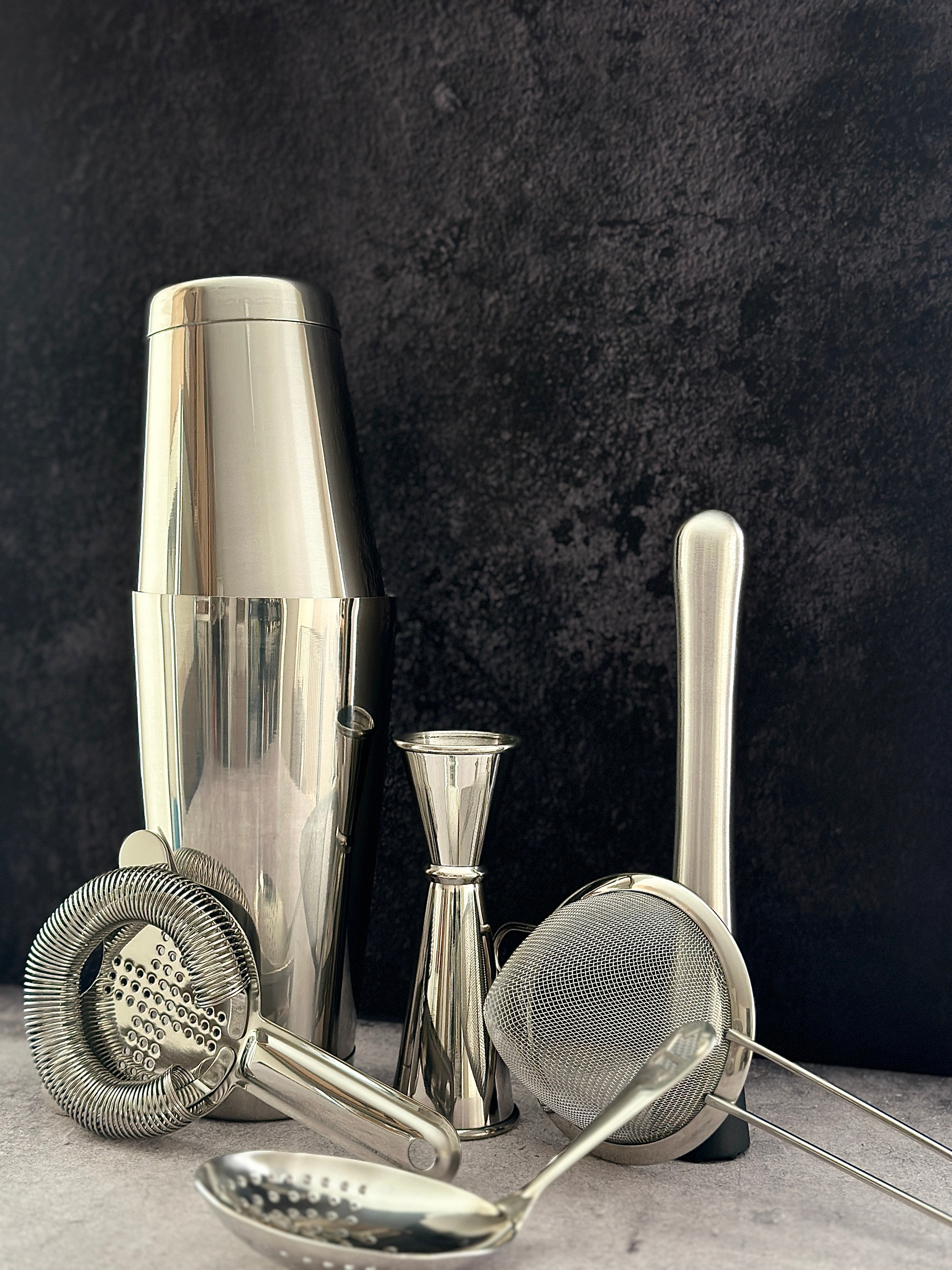 STAINLESS STEEL – 138 COCKTAIL STORE